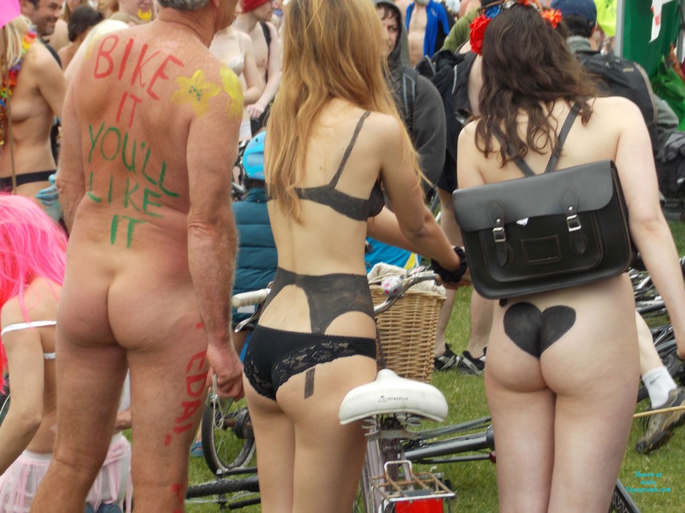 Naked Bike Ride Brighton Uk July 2013 Voyeur Web